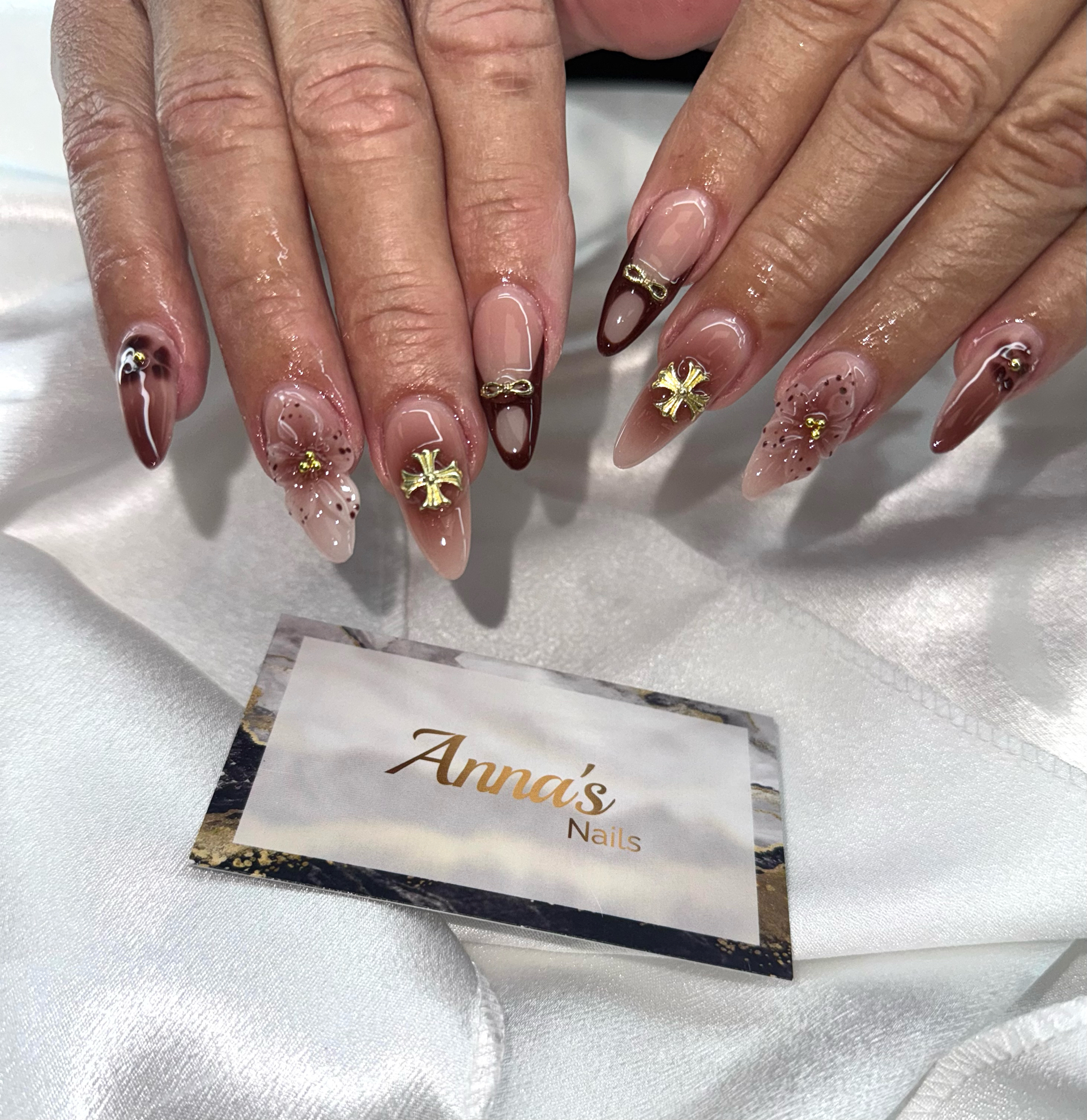 Anna’s Nails