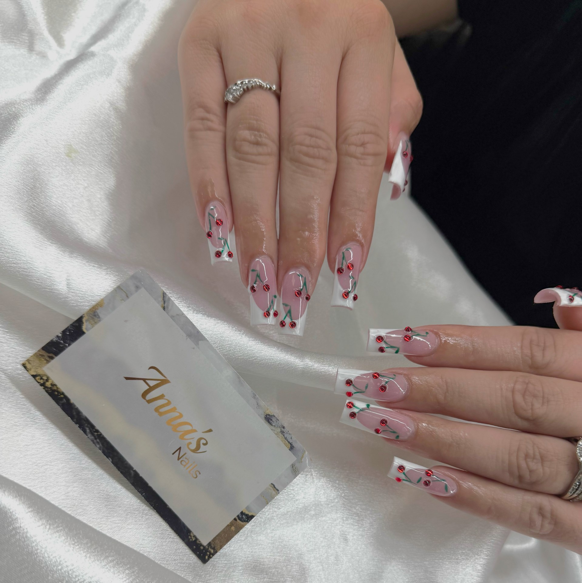 Anna’s Nails