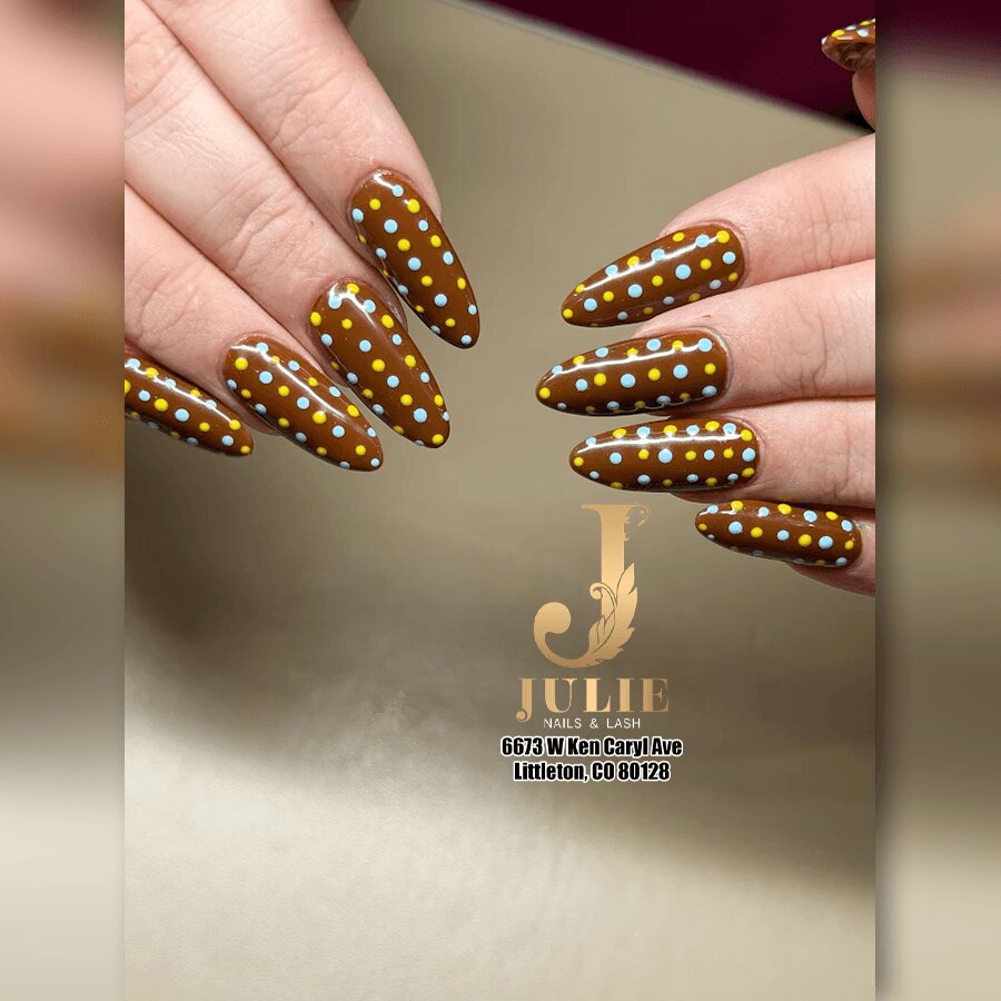 Julie Nails & Lash Littleton