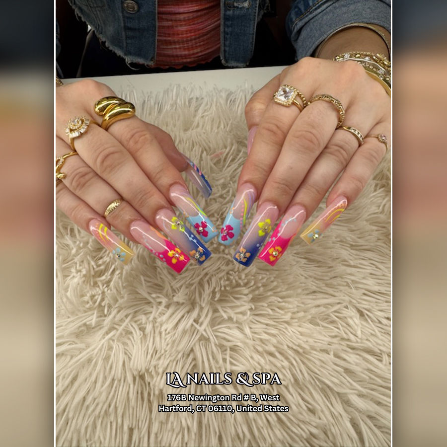 LA Nails & Spa in West Hartford