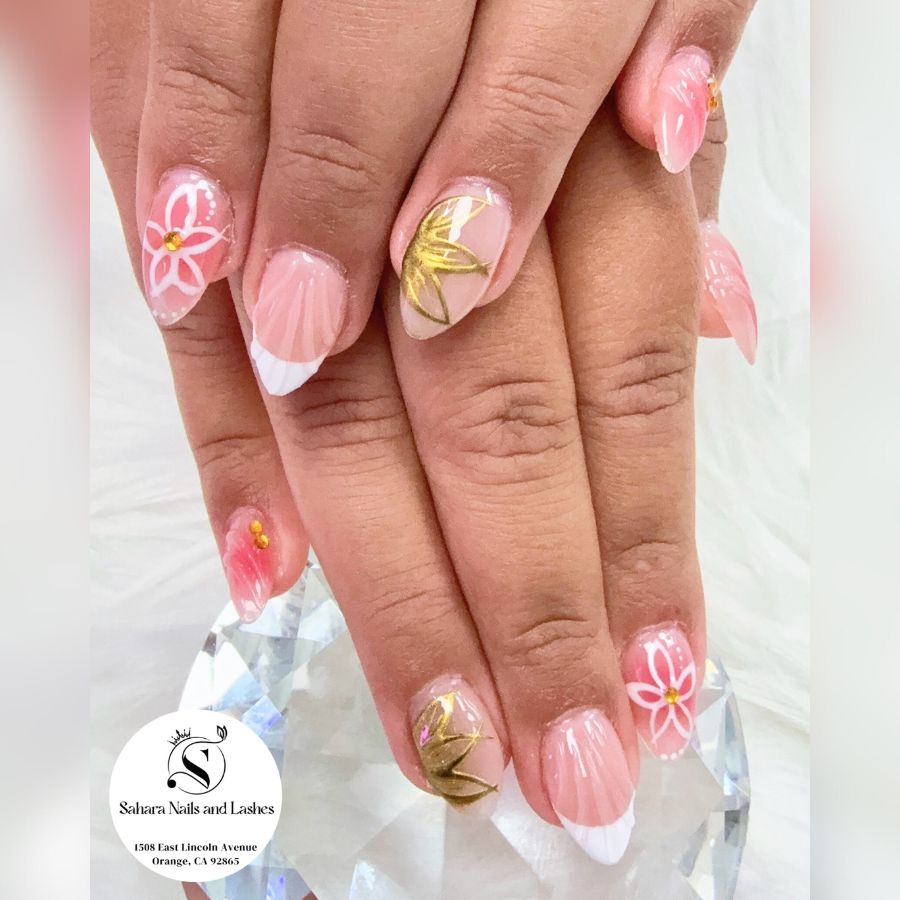 SAHARA NAILS AND LASHES