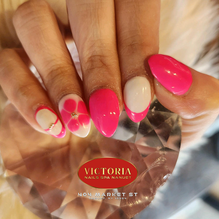 VICTORIA NAILS SPA (NANUET)