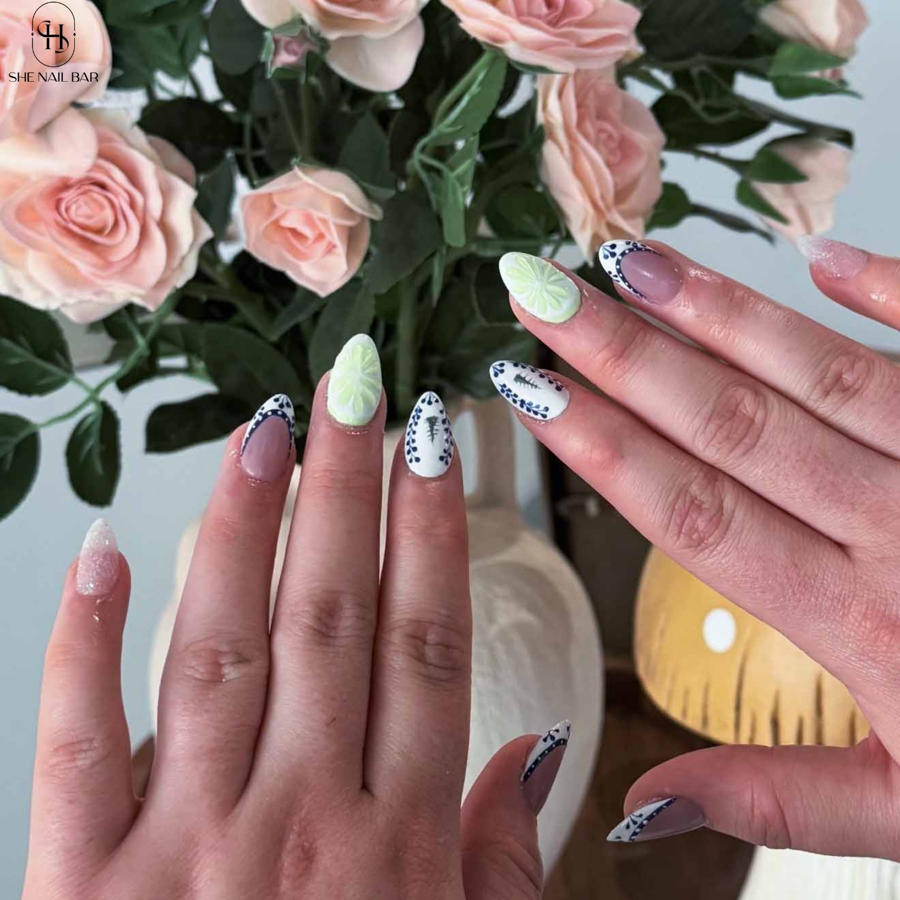 SHE NAIL BAR on Yonge St, Barrie