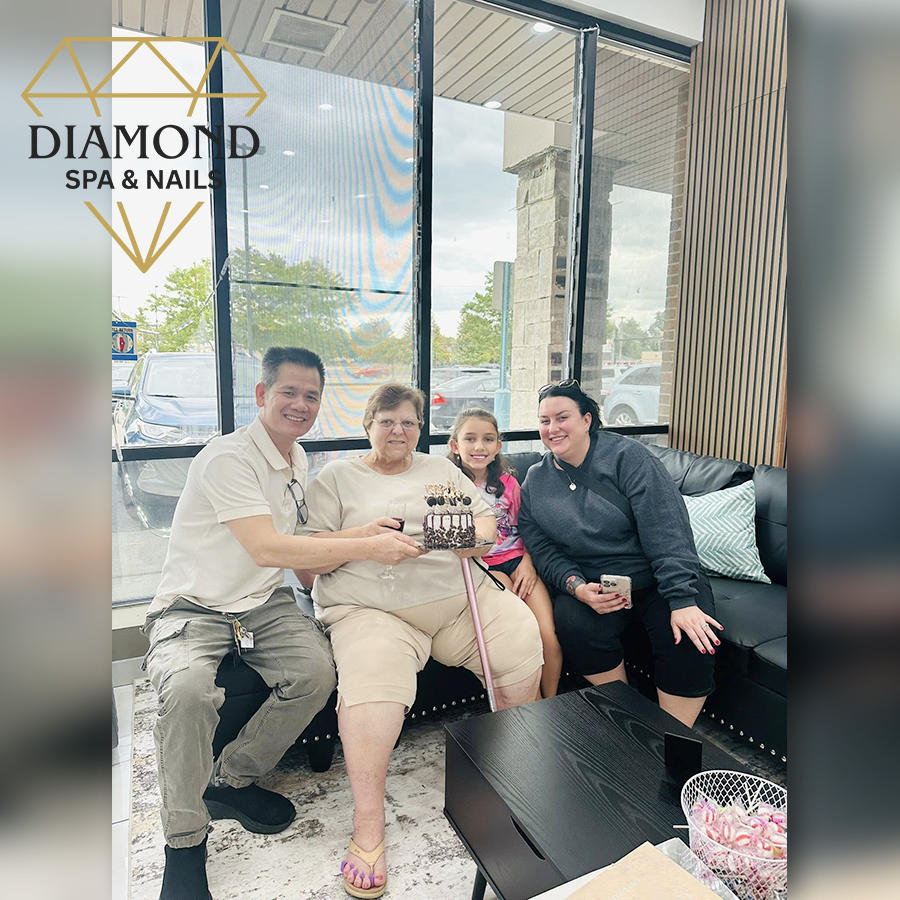 Diamond Spa & Nails in Flat Rock, MI 48134 | New salon on Telegraph Rd