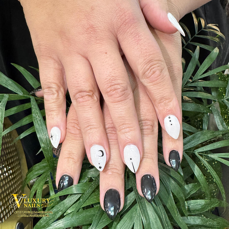 VT Luxury Nails | Top Nail Salon in Destin, FL – Manicure, Pedicure & Spa