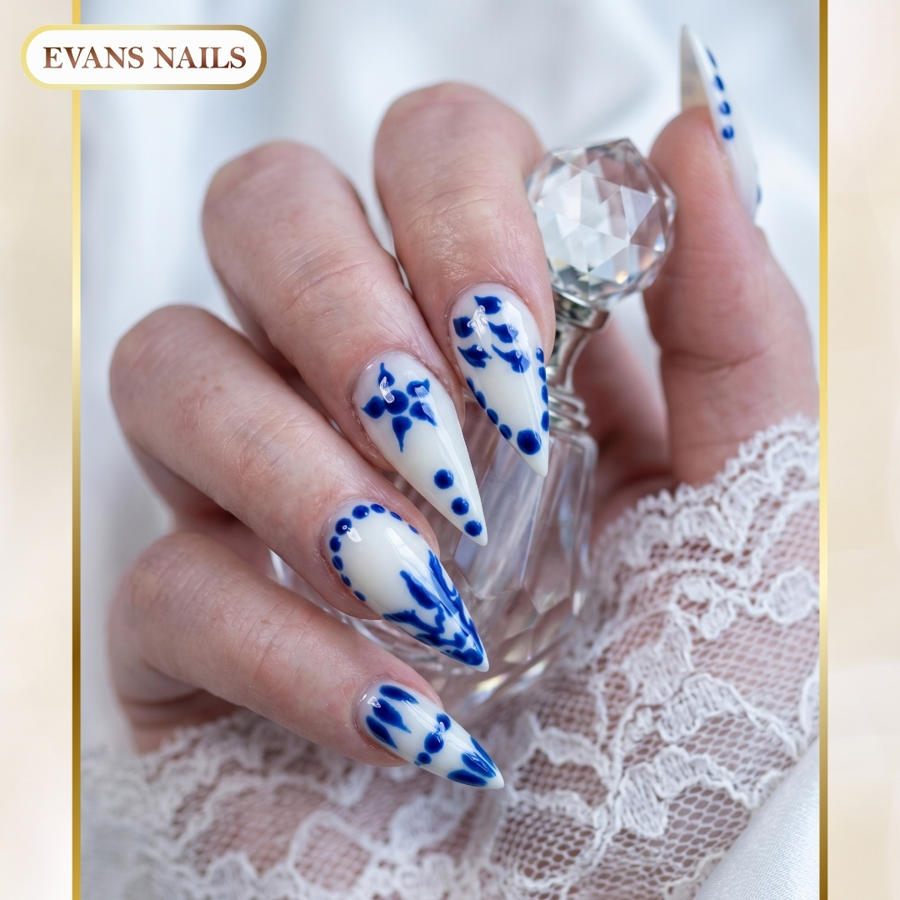 Evans Nails | Luxury Nail Salon in Evansville, IN 47715